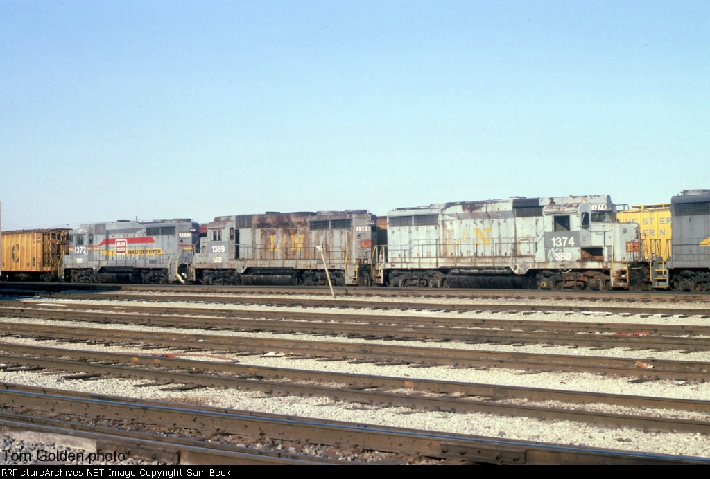 GP30s Awaiting Scrapping